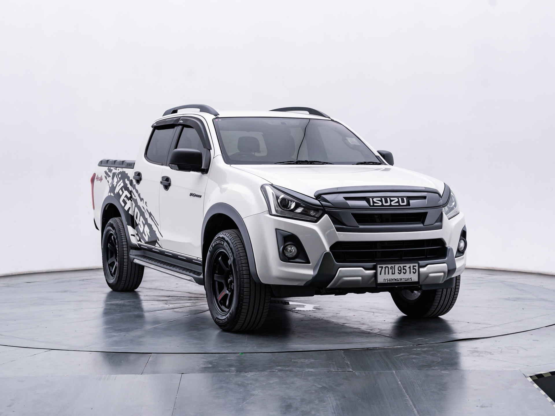 DMAX – รถดีดี